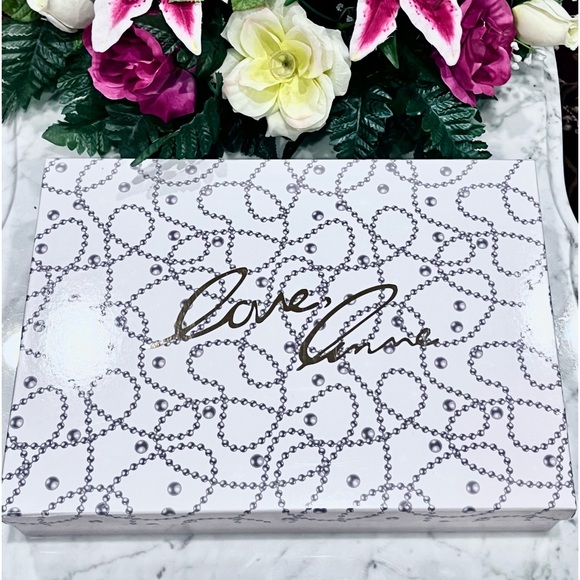 Anne Klein | Bags | Anne Klein Crossbody Bag And Mini Crescent Bag 4 ...